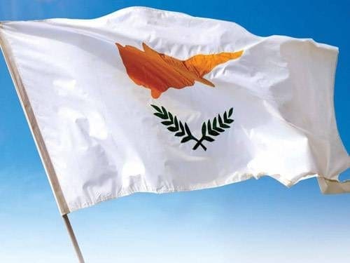 κυπριακη σημαια - Pafos Press