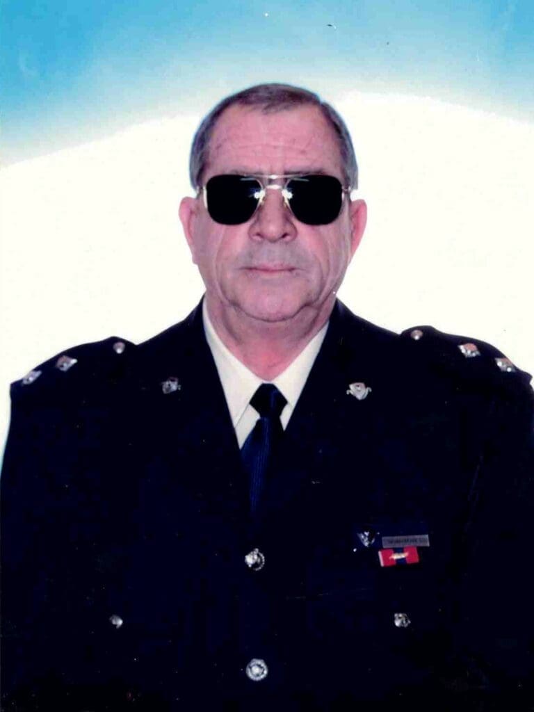 Απεβίωσε ο Πρώην Αξιωματικός της Αστυνομίας Πάφου Μιχαλακης ΘΕΟΔΟΣΙΟΥ ...